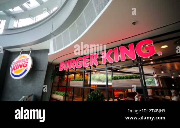 King kong burger Stock Videos & Footage - HD and 4K Video Clips - Alamy