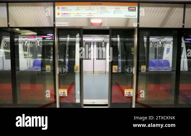 Mrt train station Stock Videos & Footage - HD and 4K Video Clips - Alamy
