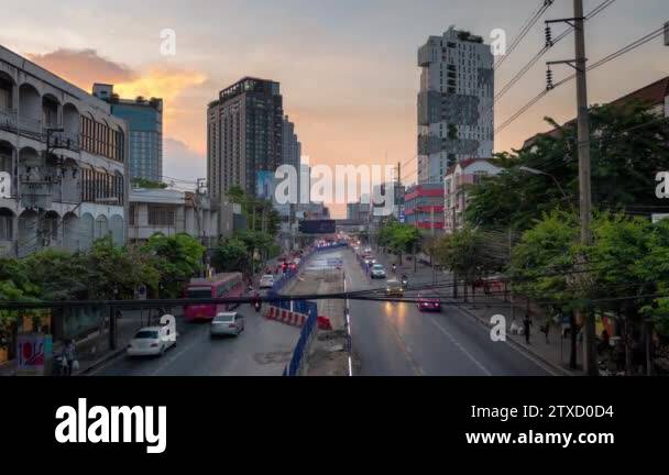 Skytrain monorail bangkok thailand Stock Videos & Footage - HD and 4K ...