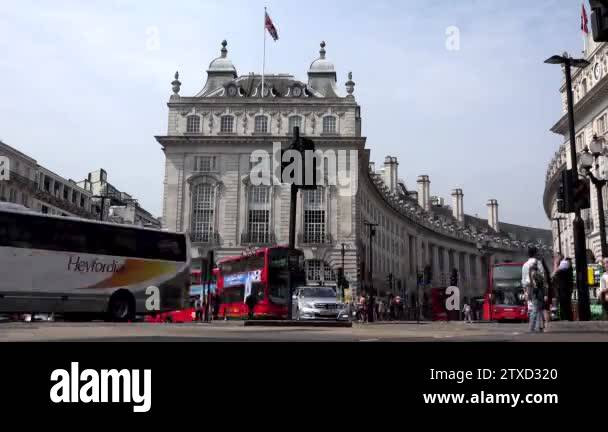 Clock tower piccadilly circus Stock Videos & Footage - HD and 4K Video ...