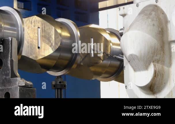 Press form machines Stock Videos & Footage - HD and 4K Video Clips - Alamy