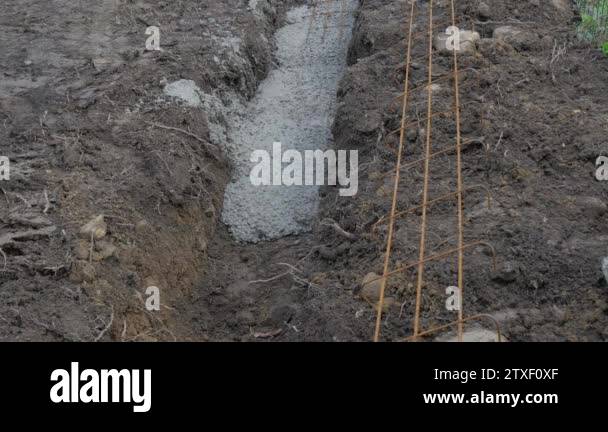 Mason wheelbarrow Stock Videos & Footage - HD and 4K Video Clips - Alamy