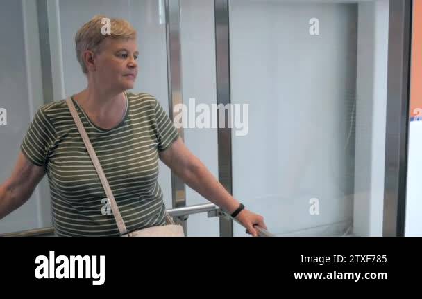 Mood elevator Stock Videos & Footage - HD and 4K Video Clips - Alamy