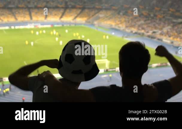 Exciting fans Stock Videos & Footage - HD and 4K Video Clips - Alamy