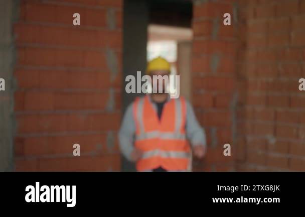 Proud people working in construction site. Portrait of happy white man ...