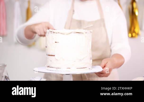 Pastry chef stacking cake layers Stock Videos & Footage - HD and 4K ...