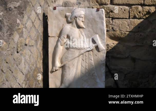 Statue vulcan roman god Stock Videos & Footage - HD and 4K Video Clips ...
