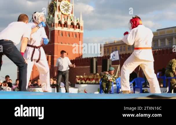 Kudo sportsmen fight Stock Video Footage - Alamy