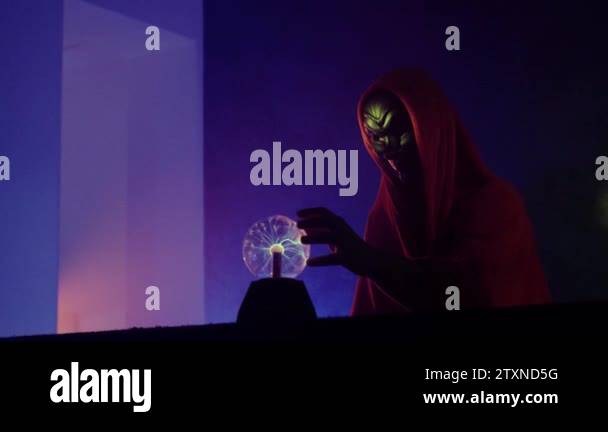 Magic robe Stock Videos & Footage - HD and 4K Video Clips - Alamy