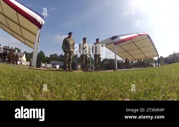 3 soldiers Stock Videos & Footage - HD and 4K Video Clips - Alamy