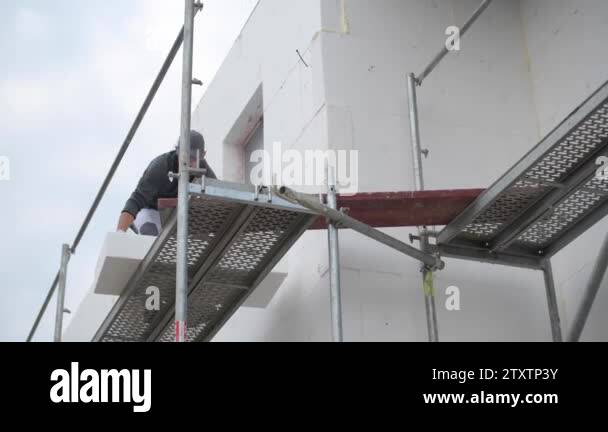 Scaffolding blocks Stock Videos & Footage - HD and 4K Video Clips - Alamy