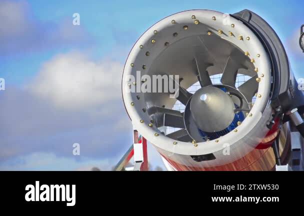 Snow making fan Stock Videos & Footage - HD and 4K Video Clips - Alamy