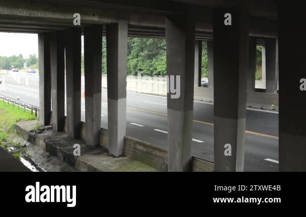 Underpass bridge Stock Videos & Footage - HD and 4K Video Clips - Alamy
