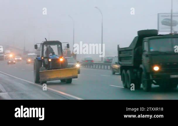 Farmer tractor traffic light Stock Videos & Footage - HD and 4K Video ...