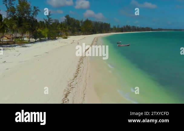 Endless empty white sandbar at Punta Sebaring in Balabac. 4K aerial ...