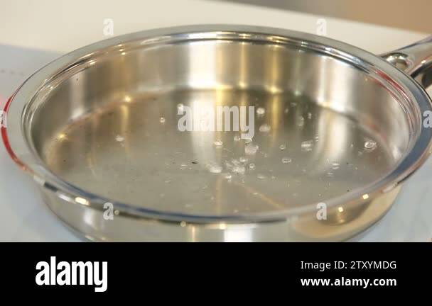 Dropping hot water Stock Videos & Footage - HD and 4K Video Clips - Alamy
