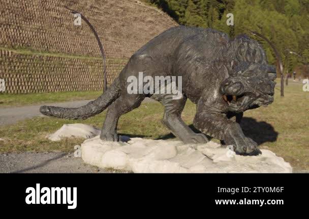 Ice age cave lion Stock Videos & Footage - HD and 4K Video Clips - Alamy