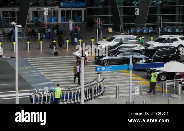 Uae police car Stock Videos & Footage - HD and 4K Video Clips - Alamy