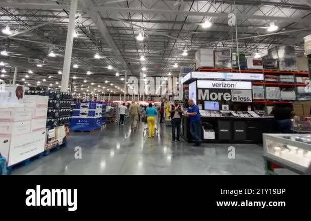 Costco wholesale warehouse Stock Videos & Footage - HD and 4K Video ...