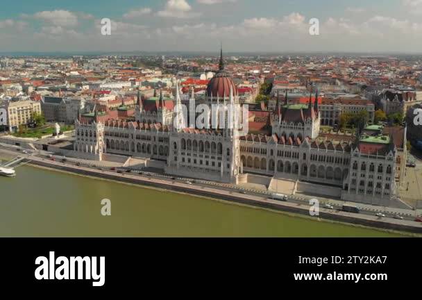 Gothic Revivalstyle Hungarian Parliament Building, Budapest, Hungary ...