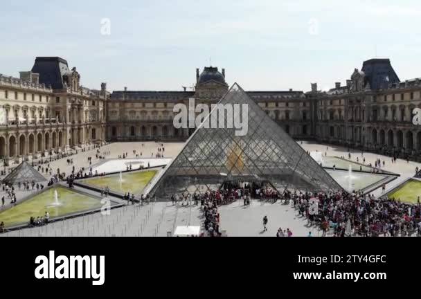 Paris louvre aerial Stock Videos & Footage - HD and 4K Video Clips - Alamy