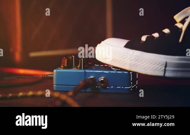 Foot stomp drawing Stock Videos & Footage - HD and 4K Video Clips - Alamy