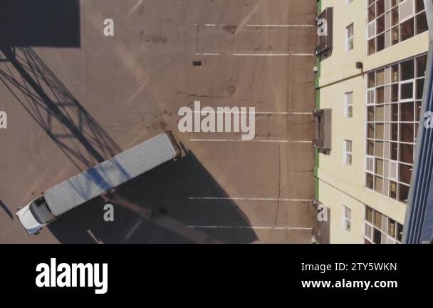 Goods loading Stock Videos & Footage - HD and 4K Video Clips - Alamy