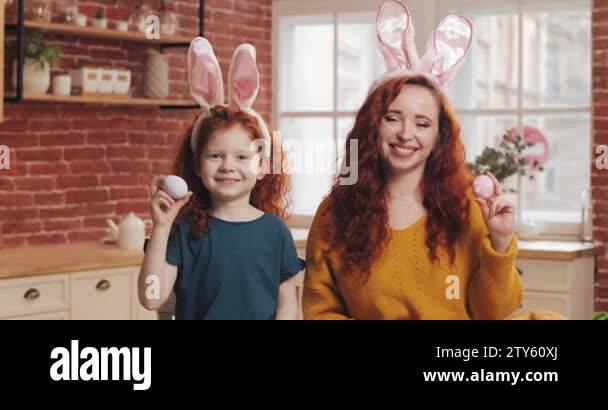 Kid cheering background Stock Videos & Footage - HD and 4K Video Clips ...