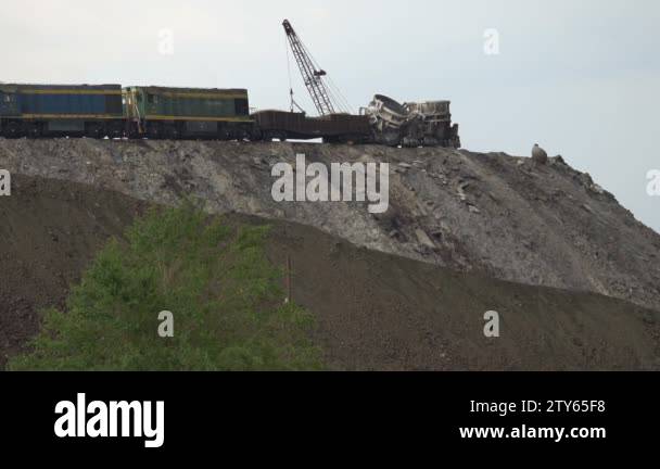 Foundry slag molten Stock Videos & Footage - HD and 4K Video Clips - Alamy