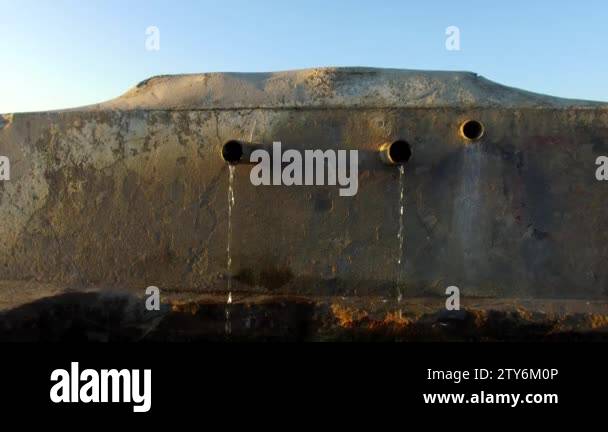 Water flow level Stock Videos & Footage - HD and 4K Video Clips - Alamy