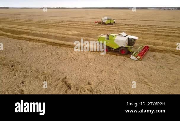 Winnowing Machines Stock Videos And Footage Hd And 4k Video Clips Alamy