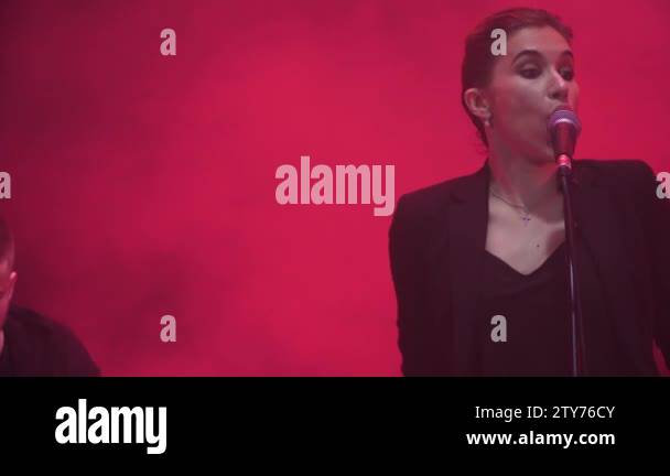 Girl in red gig show Stock Videos & Footage - HD and 4K Video Clips - Alamy