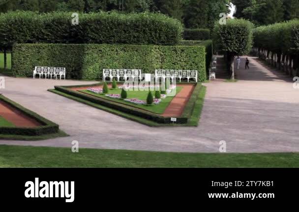 Formal symmetry Stock Videos & Footage - HD and 4K Video Clips - Alamy