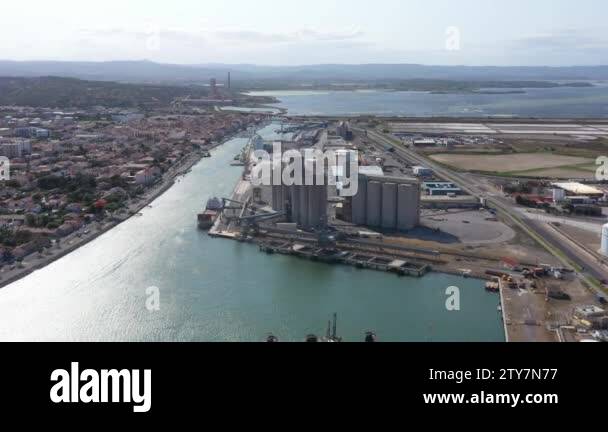 La grain Stock Videos & Footage - HD and 4K Video Clips - Alamy