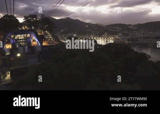 Rio cable car night Stock Videos & Footage - HD and 4K Video Clips - Alamy