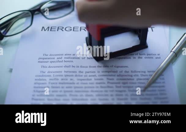 Merger agreement Stock Videos & Footage - HD and 4K Video Clips - Alamy