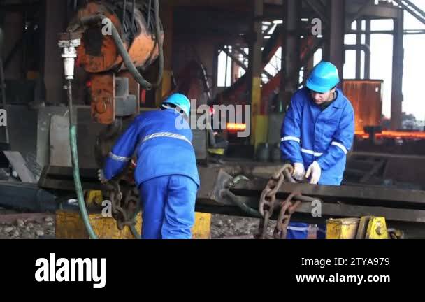 Foundry works Stock Videos & Footage - HD and 4K Video Clips - Alamy
