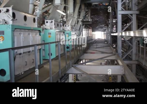 Metallurgist Job Worker In A Steel Plant Hot Molten Metal Pouring ...