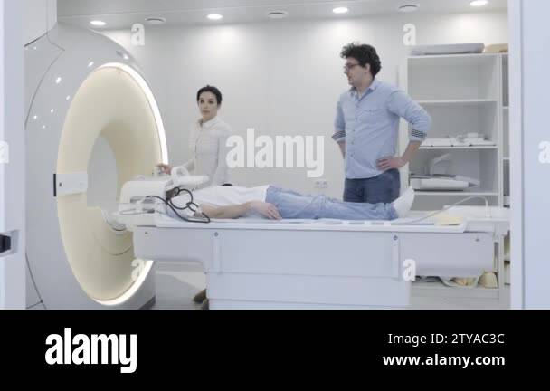 Mri scan man head Stock Videos & Footage - HD and 4K Video Clips - Alamy
