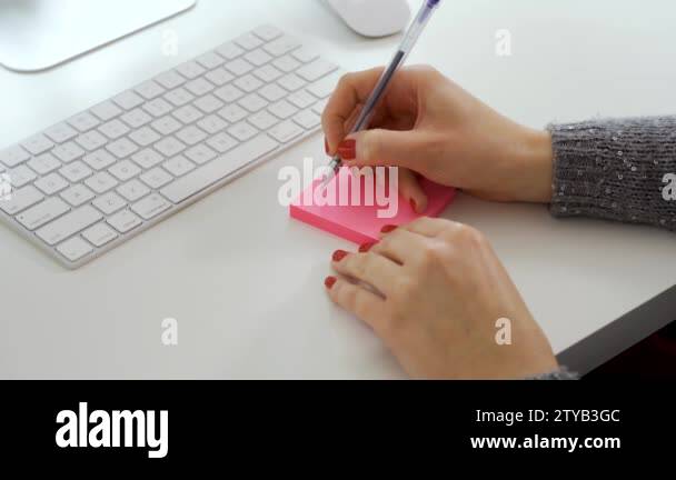 Note computer keyboard post it Stock Videos & Footage - HD and 4K Video ...