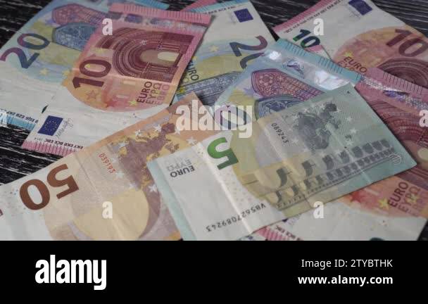 Number 4 banknote Stock Videos & Footage - HD and 4K Video Clips - Alamy
