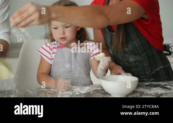 Learning processes Stock Videos & Footage - HD and 4K Video Clips - Alamy
