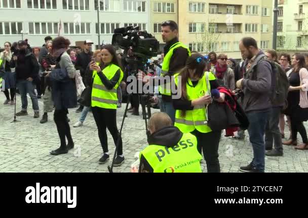 Cameraman filming a tv reporter Stock Videos & Footage - HD and 4K ...