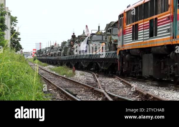 Army rail locomotive Stock Videos & Footage - HD and 4K Video Clips - Alamy