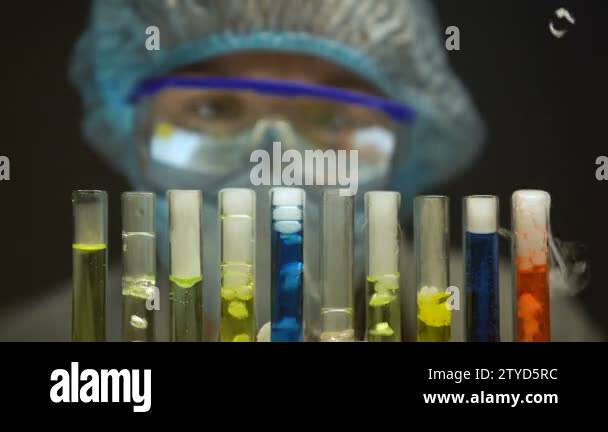 Bubbling test tubes Stock Videos & Footage - HD and 4K Video Clips - Alamy
