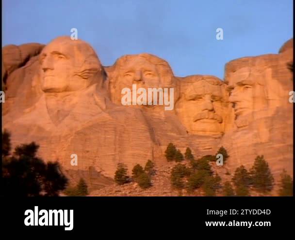 Sunset mount rushmore Stock Videos & Footage - HD and 4K Video Clips - Alamy