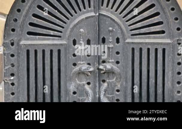 Black gate Stock Videos & Footage - HD and 4K Video Clips - Alamy