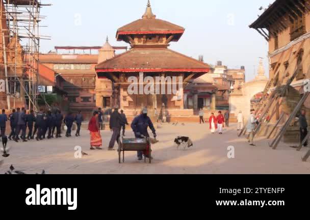 BHAKTAPUR, KATHMANDU, NEPAL - 18 Armed police officers and soldiers ...