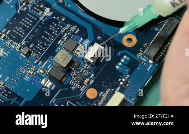 Repair computer circuit board: soldering connector on the laptop ...