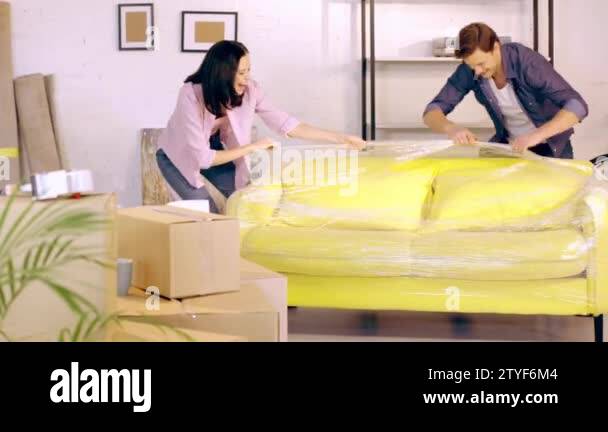 Unpacking leaves Stock Videos & Footage - HD and 4K Video Clips - Alamy